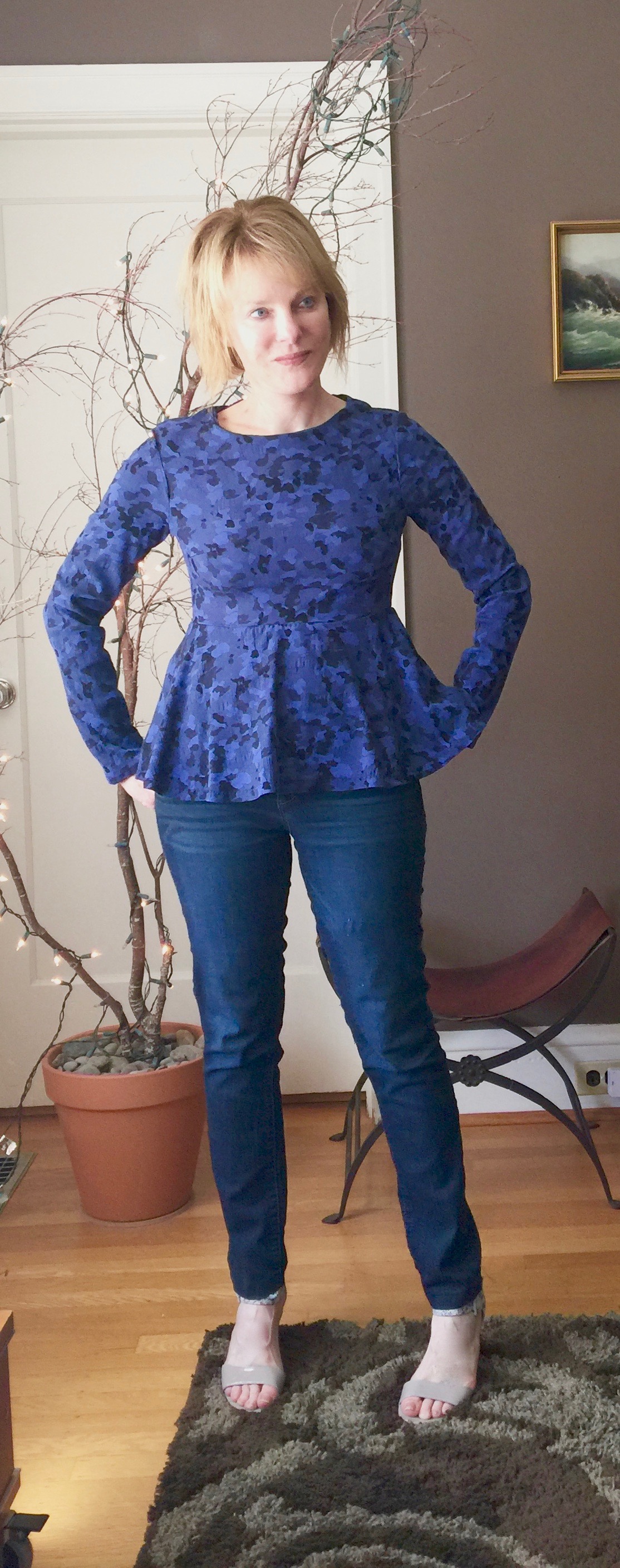 Vogue 9056: One pattern, Two ways – Elle Gee Makes
