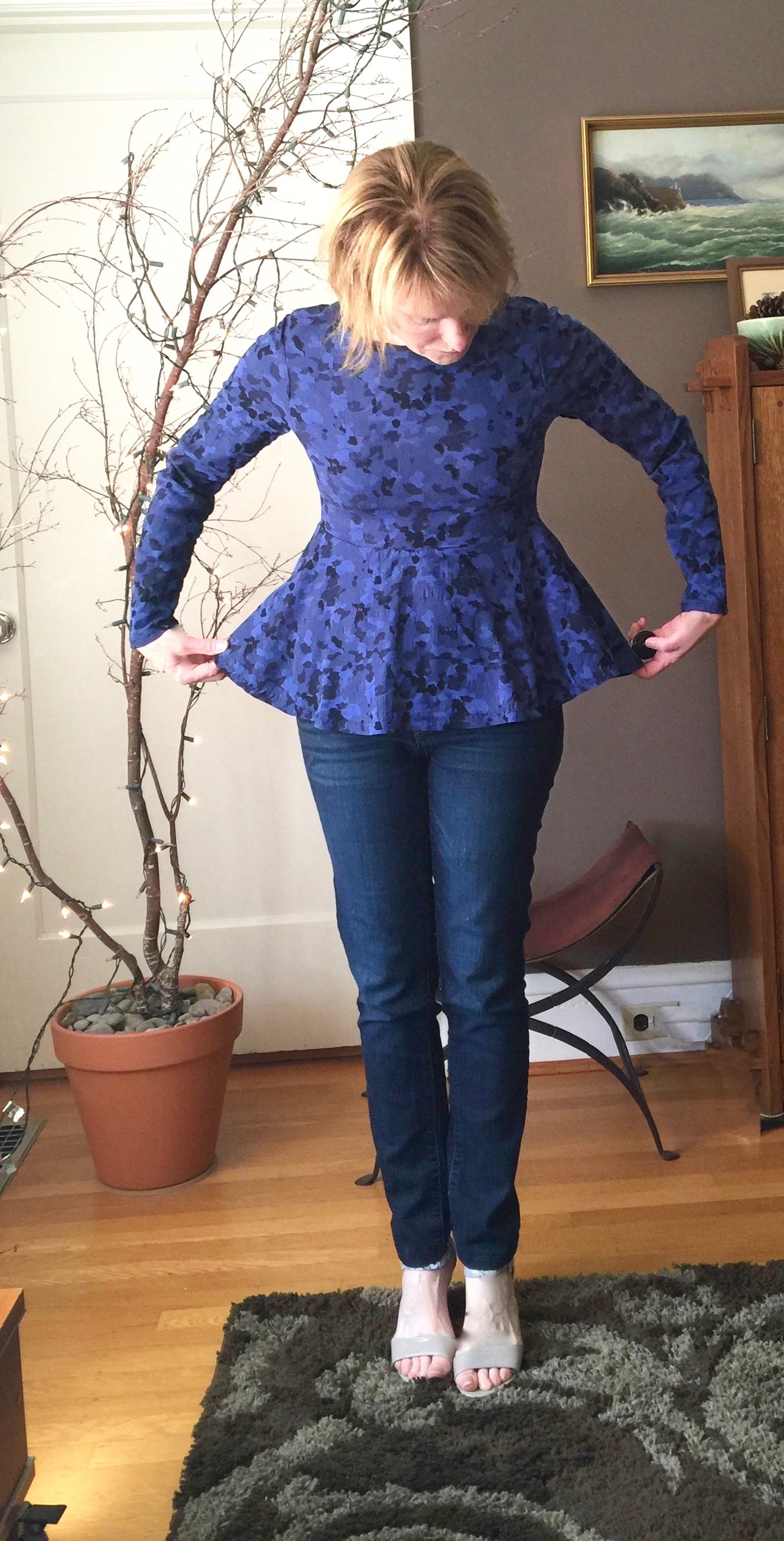 Vogue 9056: One pattern, Two ways – Elle Gee Makes