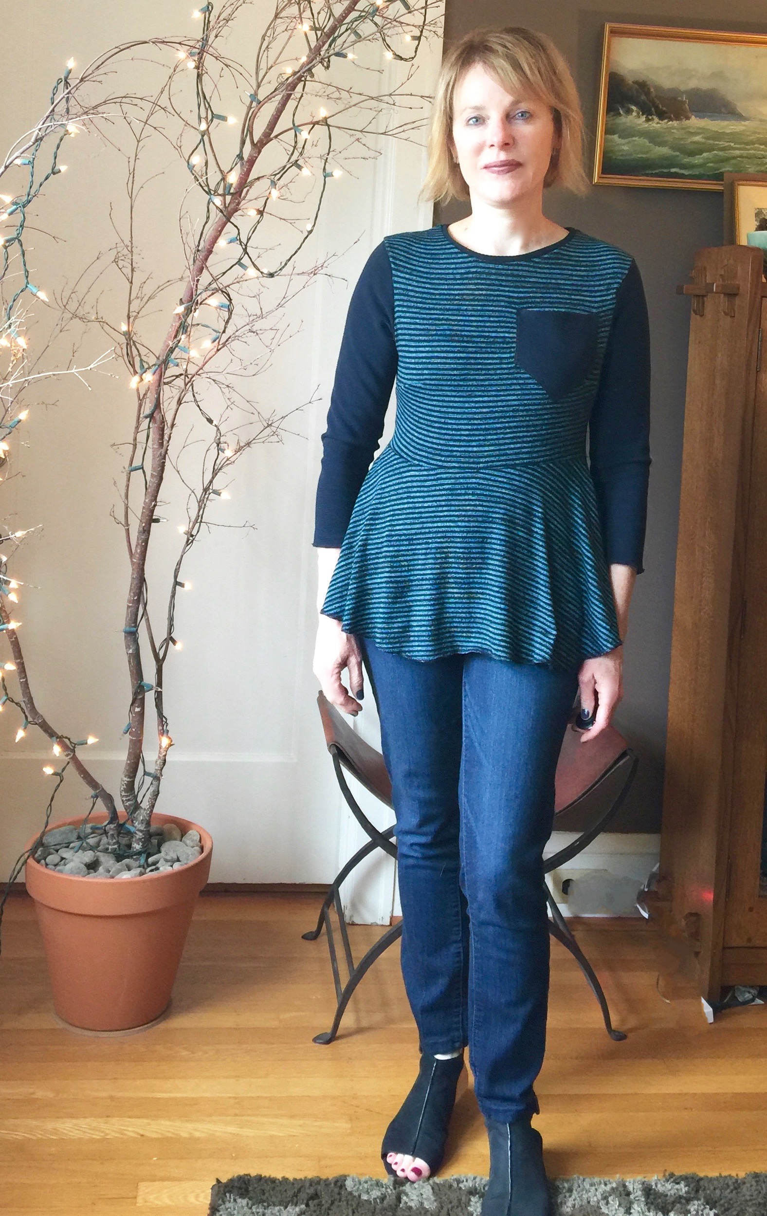 Vogue 9056: One pattern, Two ways – Elle Gee Makes