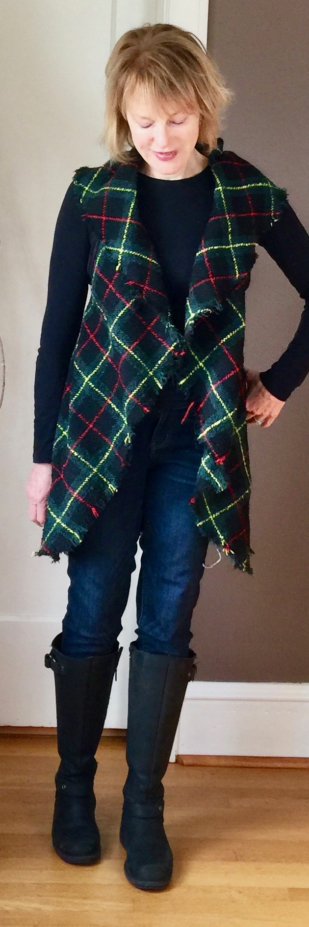 A Gift to Sew: How To Make a Fringed Circle Vest – Elle Gee Makes