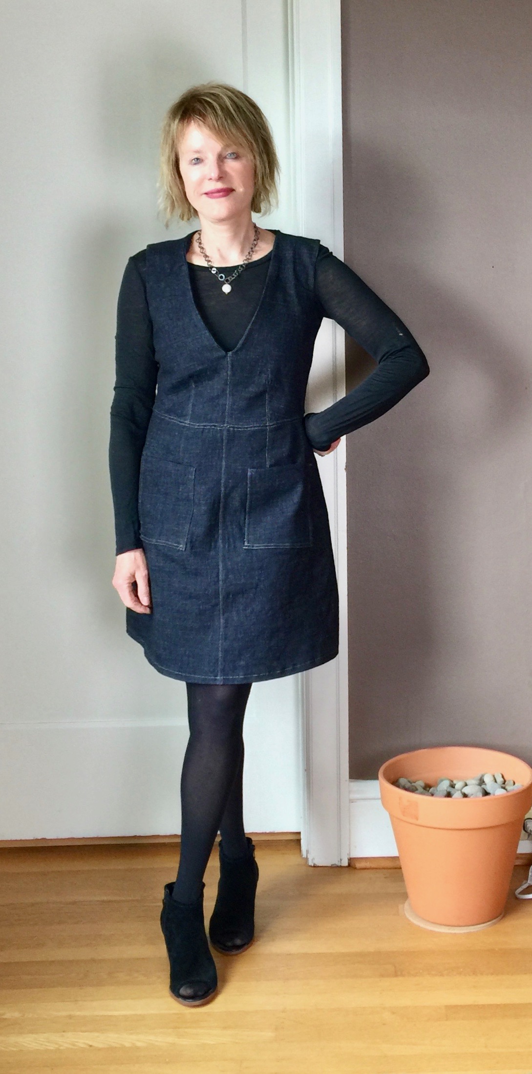 #sewbibs: Seamwork Dani Pinafore – Elle Gee Makes